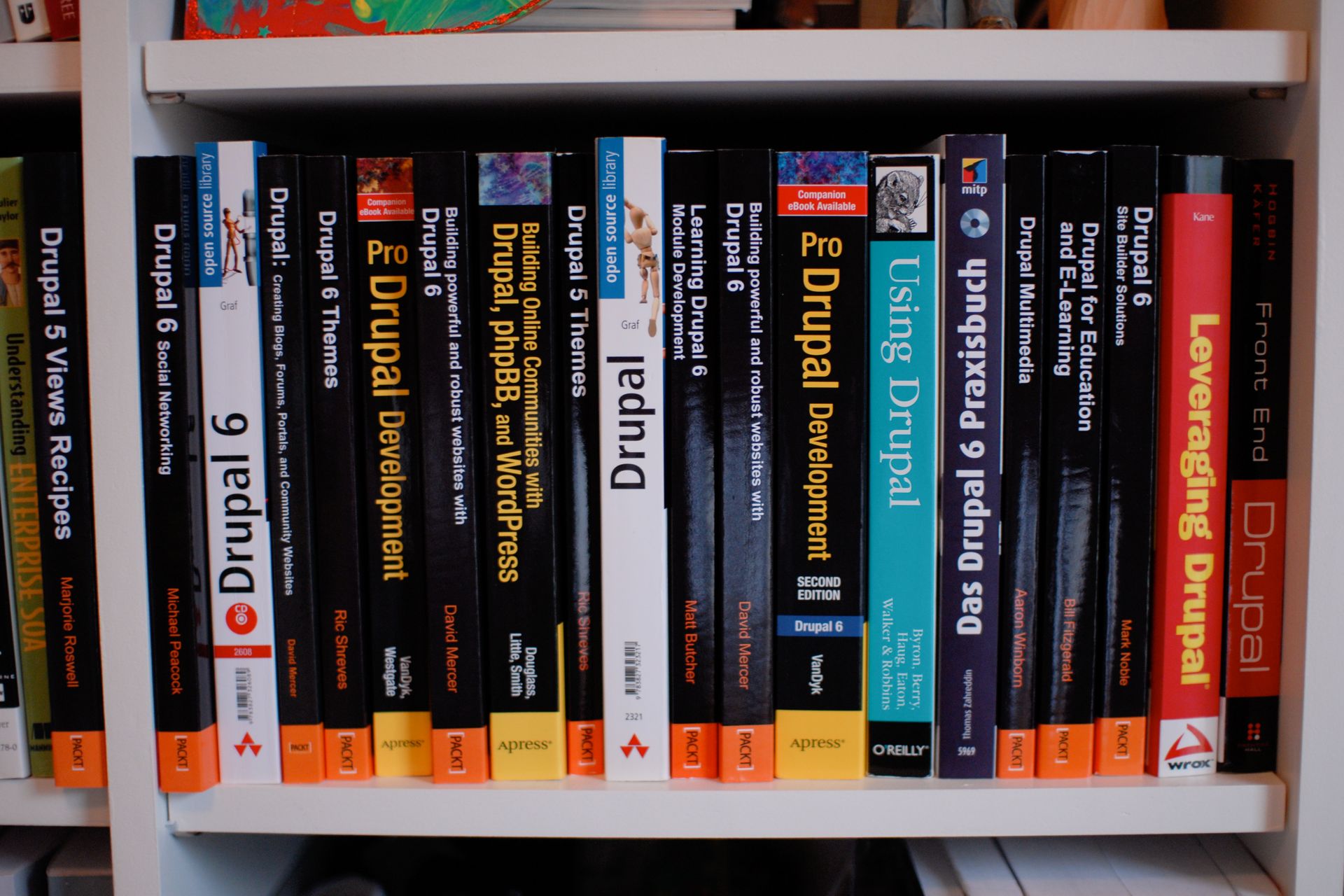 Drupal book shelf | Dries Buytaert